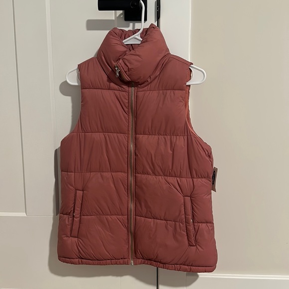 Old Navy | Jackets & Coats | Puffer Vest | Poshmark